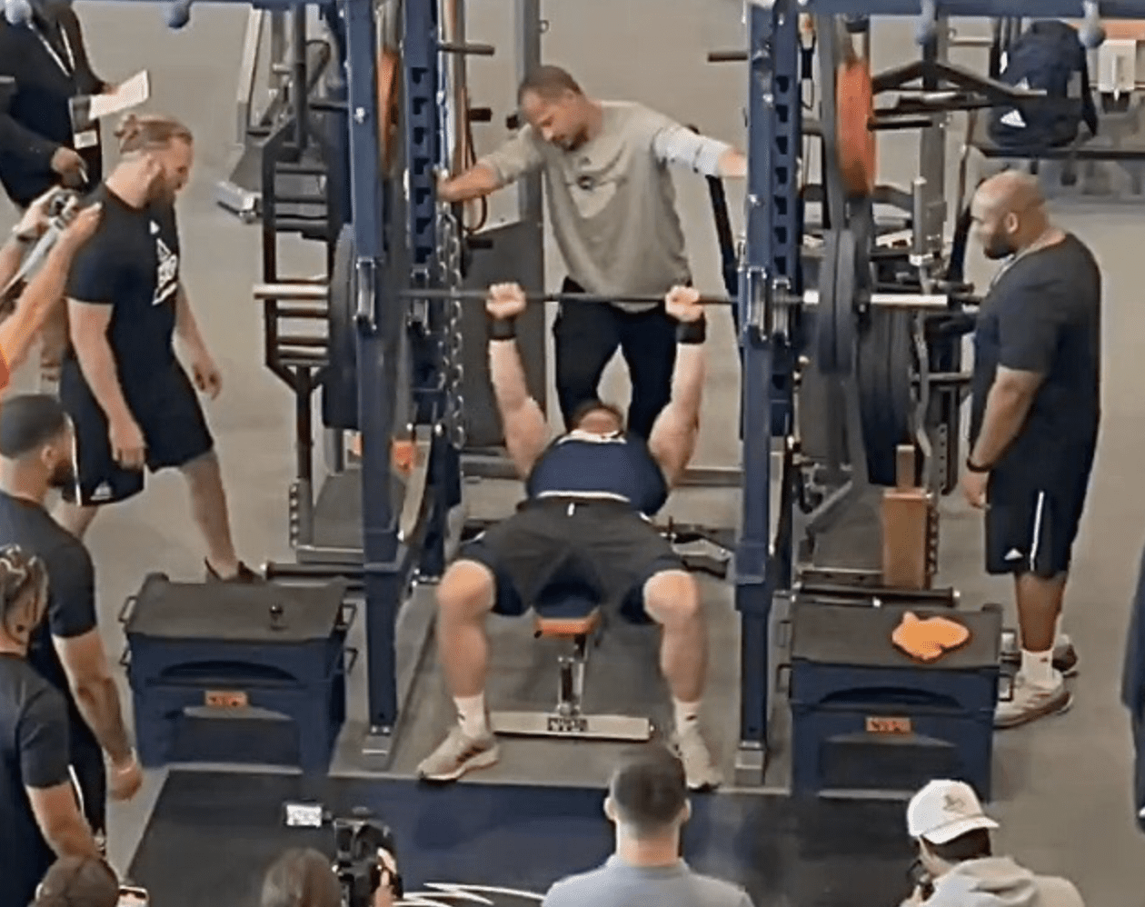 225 for Reps: Chump Pump, Chest Thump, or Real Performance Predictor ...